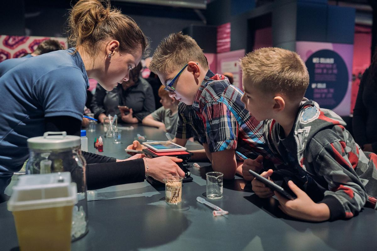 Devenez membre | Centre des sciences de Montréal