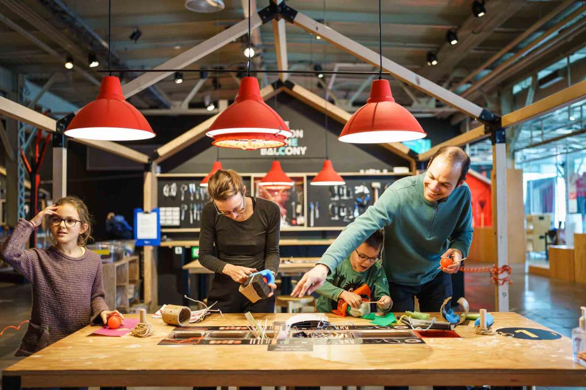 Devenez membre du Centre des sciences | Centre des sciences de Montréal